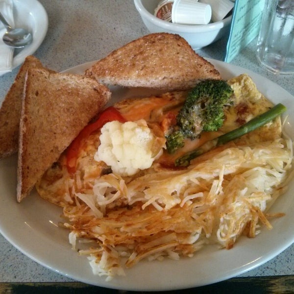 Seine River Cafe - American Restaurant in St. Boniface