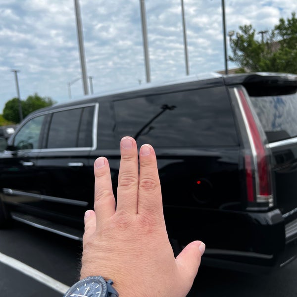 Steve Foley Cadillac - 1 tip from 95 visitors