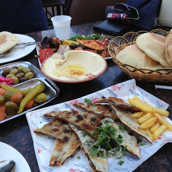 Aroos Damascus Restaurant - المرقبات - Al Jazeera St