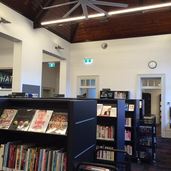 Kathleen Syme Library and Community Centre - Library in Carlton