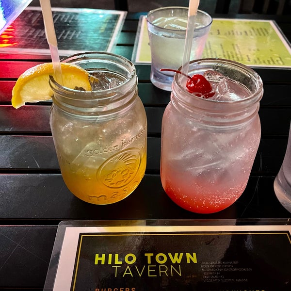 Hilo Town Tavern - Bar