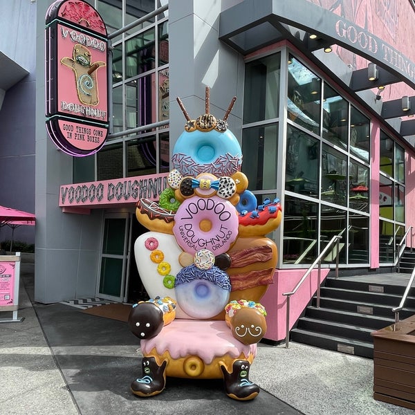 Voodoo Doughnut - 28 tips from 2844 visitors