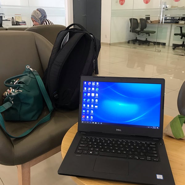 Kah Motors Honda Service Centre - Jalan Taman Teknologi Cheng 32