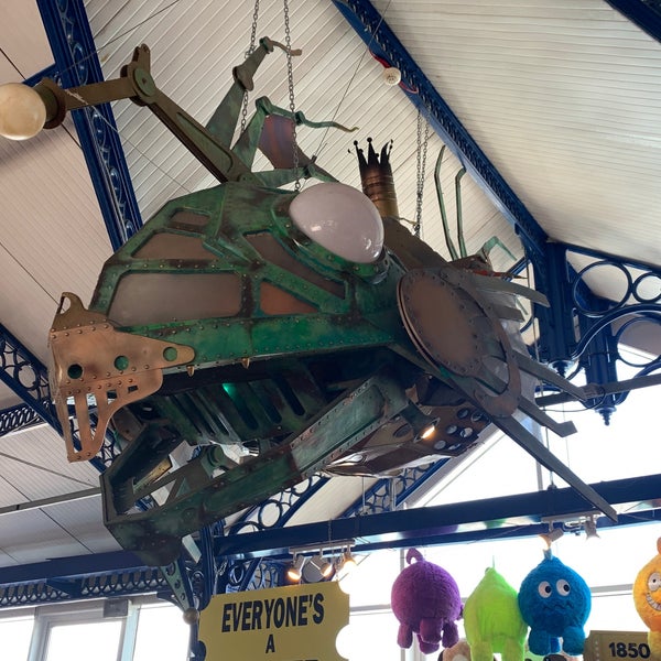 Mumbles Pier Arcade and Cafe - Swansea, City and County of Swansea