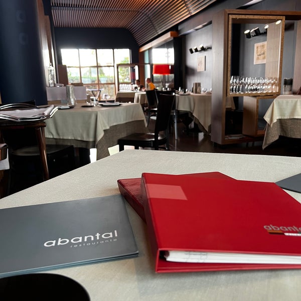 Abantal - Spanish Restaurant in Sevilla