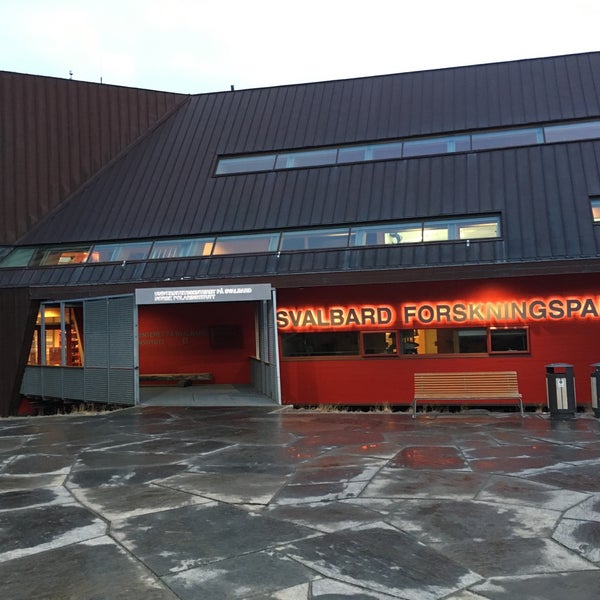 UNIS - The University Centre in Svalbard - Longyearbyen, Svalbard og ...