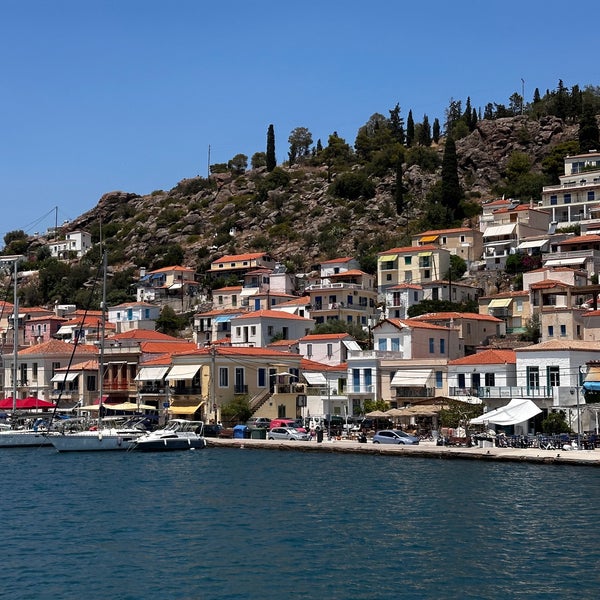 Λιμάνι Πόρου (Poros Port) - 15 tips from 2687 visitors