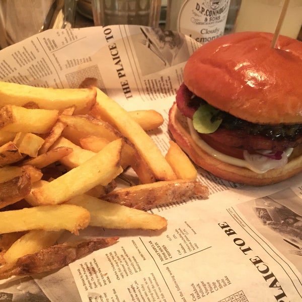 Burzza - Burger Joint