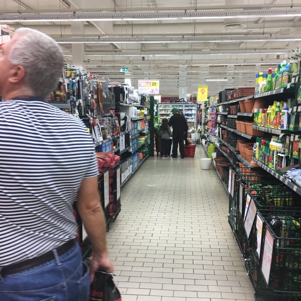 Continente Modelo - Grocery Store