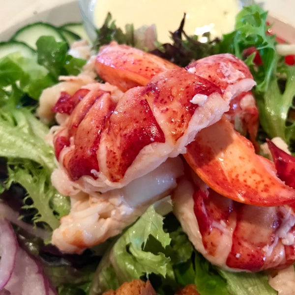 Damariscotta River Grill - 155 Main St