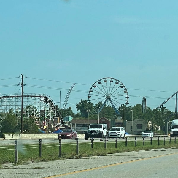 Frontier City Water Park - Water Park