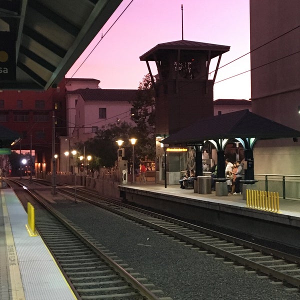 Metro Rail - Del Mar Station (A) - Old Pasadena - 230 S Raymond Ave