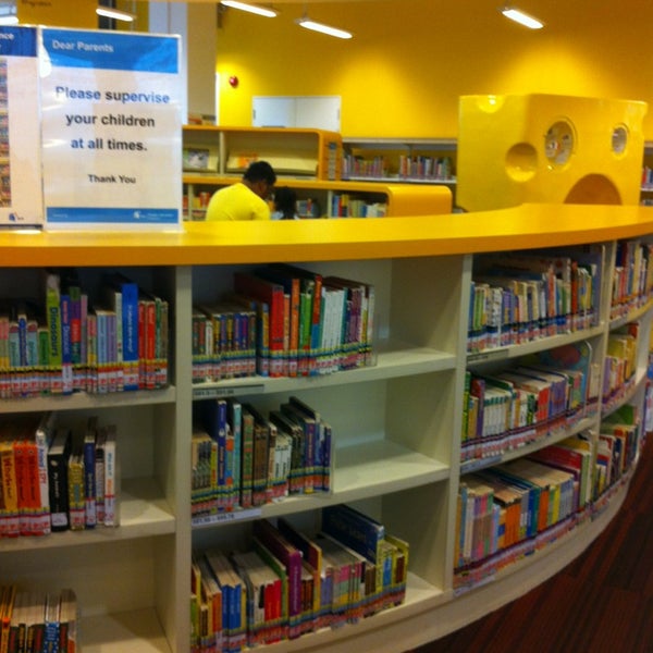 Photos at Yishun Public Library - Yishun - #04-01, Northpoint Shopping ...