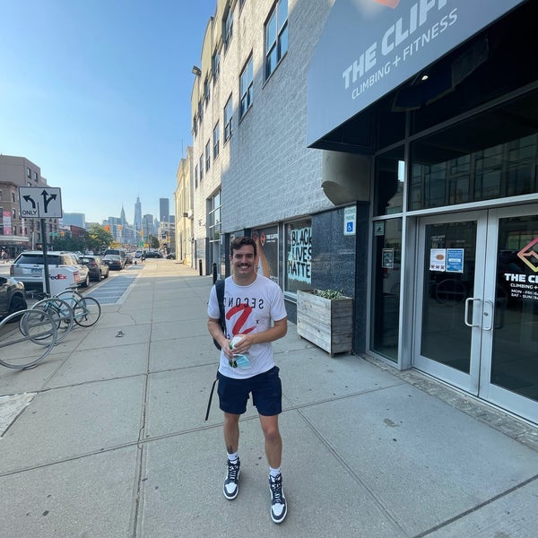 Movement LIC - 46 tips from 2659 visitors