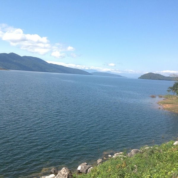 Presa Miguel Aleman - Lake