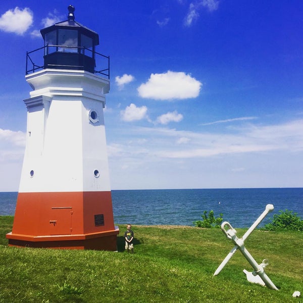 Vermilion Lighthouse - Lighthouse