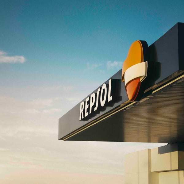 Estación de Servicio Repsol - Gas Station in Simancas