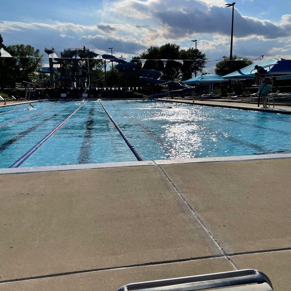 Meineke Pool - Swimming Pool