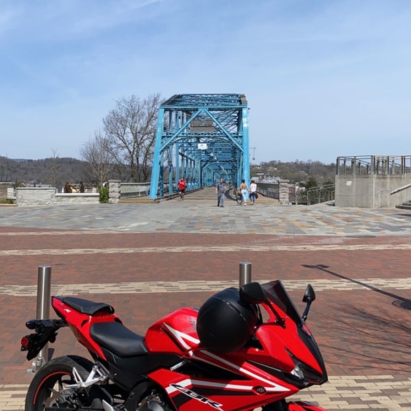 Ruth S. and A.William Holmberg Pedestrian Bridge - Bridge in Chattanooga