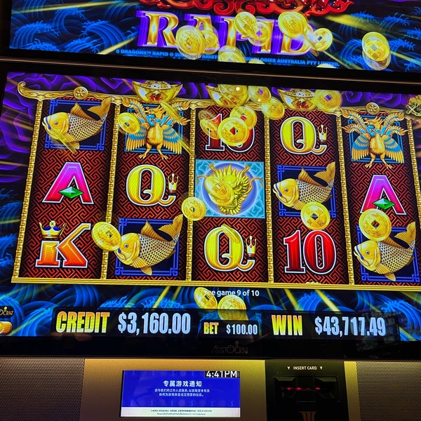 PAIZA Club@Marina Bay Sands - Financial District - 4 tips from 141 visitors