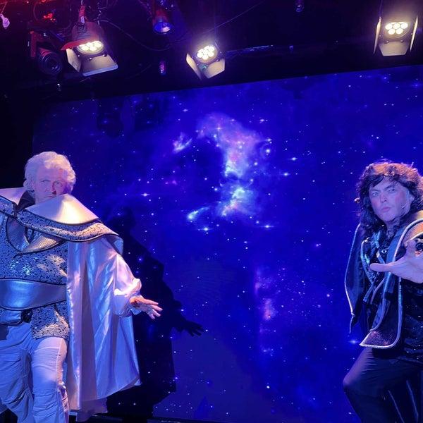 Phoenix Artist Club - Bar in London