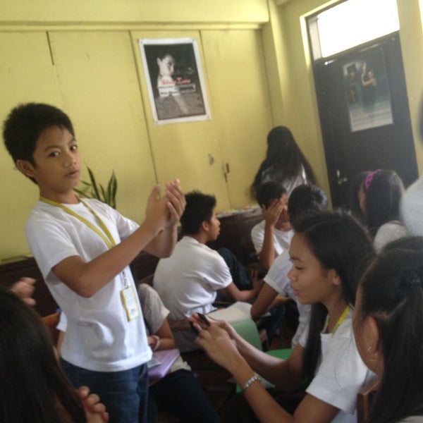 Ilocos Norte National High School - High School in Laoag