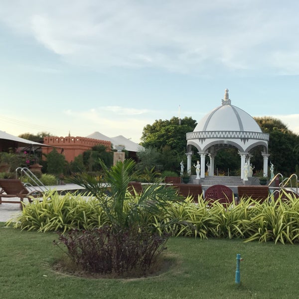 Bagan Lodge Resort