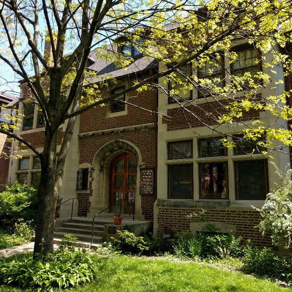 Quaker House - Spiritual Center in Chicago
