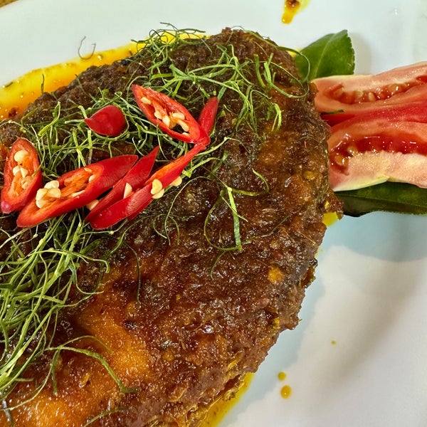 ตาทวย (Ta Tuay) - Thai Restaurant in Thalang