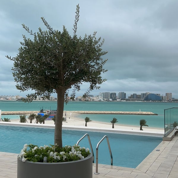 vida beach resort marassi al bahrain - 8 visitors