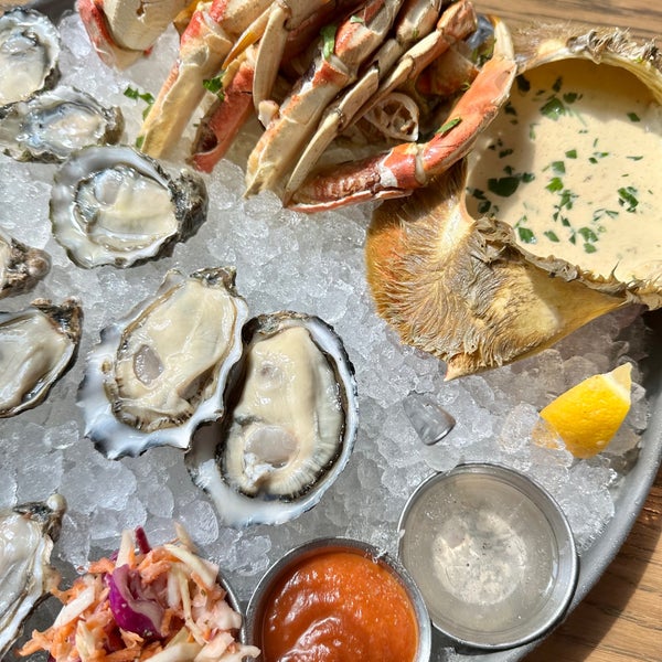 Taylor Shellfish Oyster Bar - Seafood Restaurant in Seattle