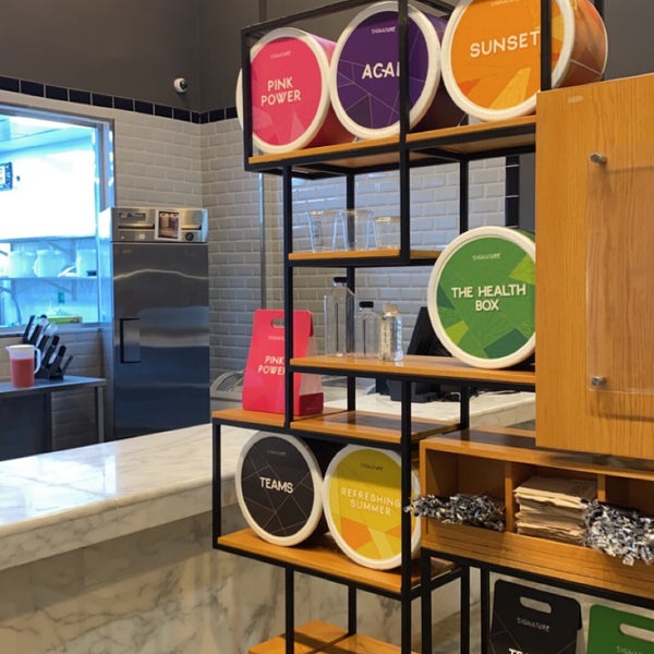 SIGNATURE - Juice Bar