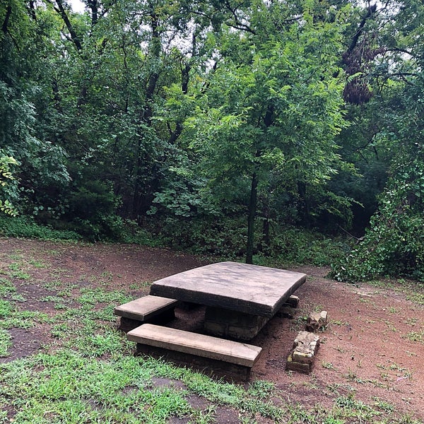 Sim Memorial Park - Park in Wichita