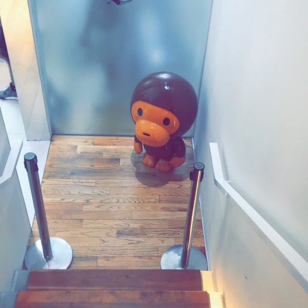 BAPE Store - SoHo - 8 tips