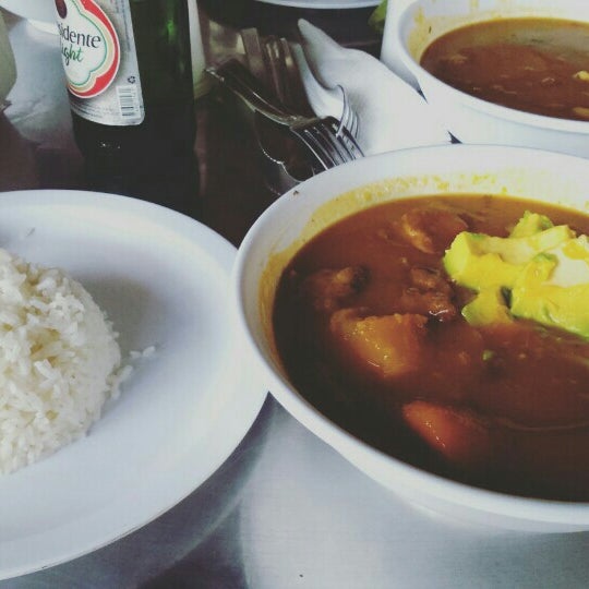 Parada Chimi José - Food Court in Santiago de los Caballeros