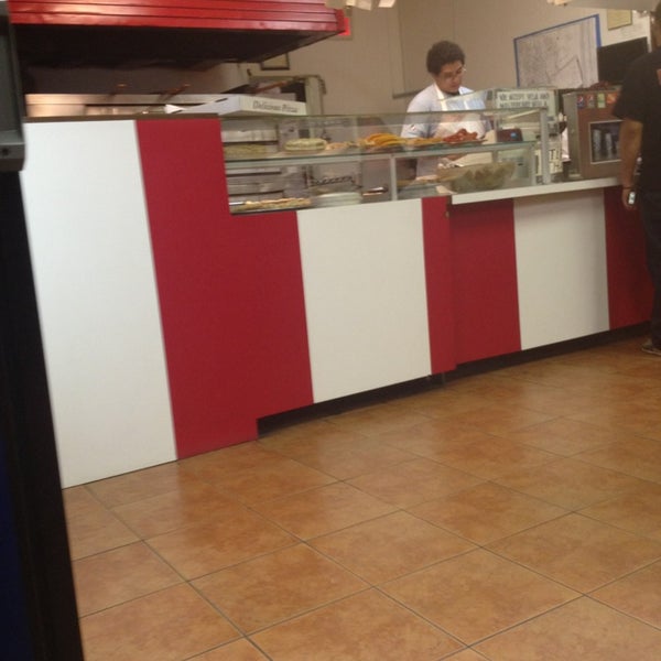 Elizabeth Pizzeria - Pizzeria