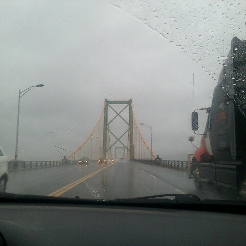 A. Murray MacKay Bridge - Bridge in Halifax