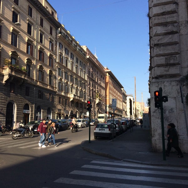 Via Cavour - Monti - Roma, Lazio