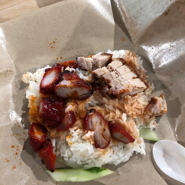 Uncle Louis Hainanese Chicken Rice - Central Region - 4 tips