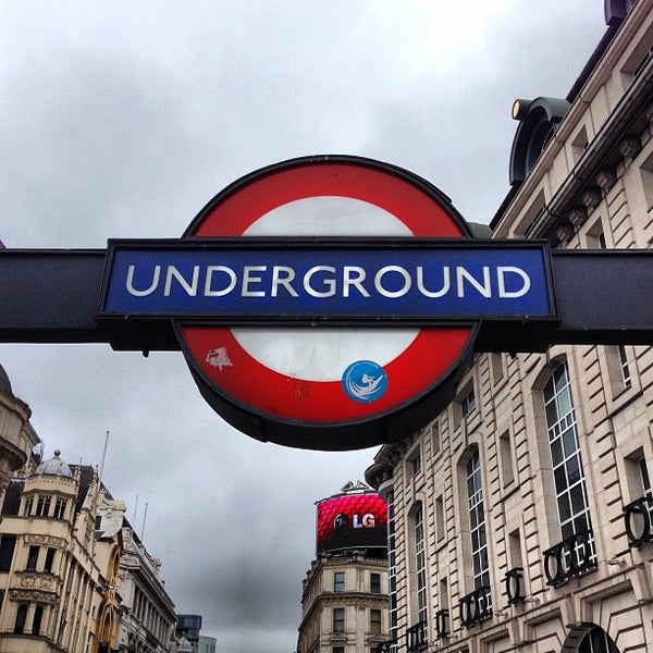 Platform 1 (N'bound Bakerloo) - Piccadilly, Greater London