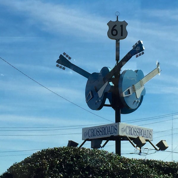 The Crossroads (Hwy 61 & 49) - Intersection in Clarksdale