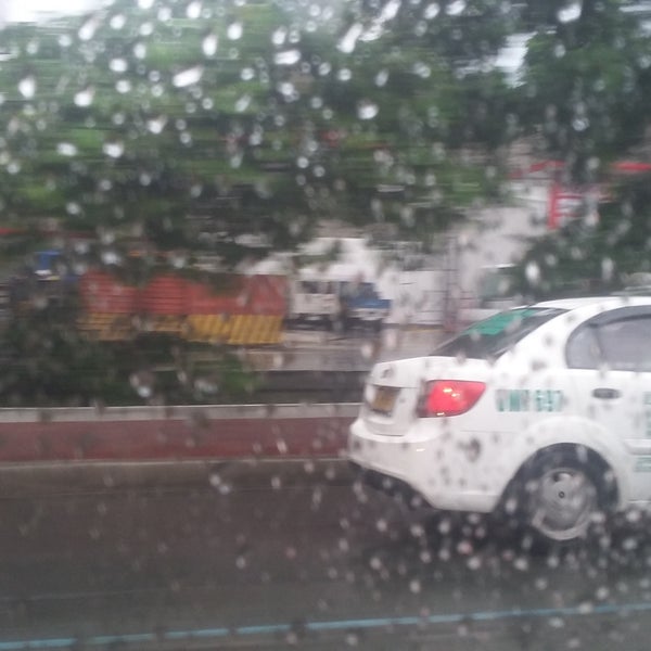 Phoenix Bagumbayan - Gas Station in Quezon City