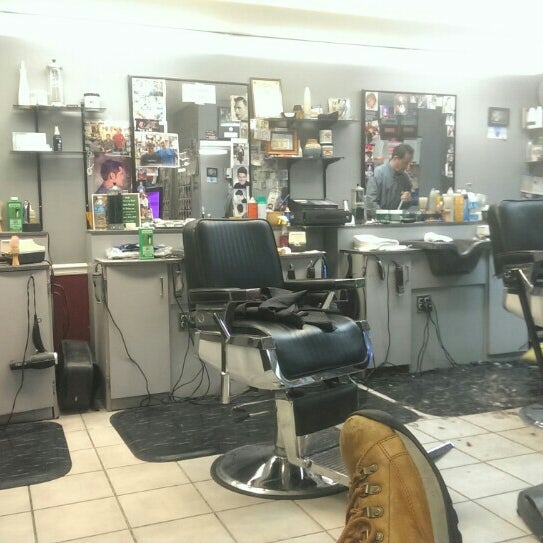 John Lucente's Barber Shop - 4 tips