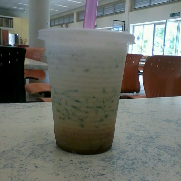 Cafe Pelajar 2 UTeM - College Cafeteria