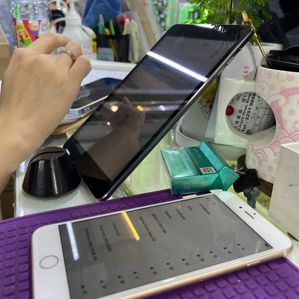 Sincere Podium - Shopping Mall