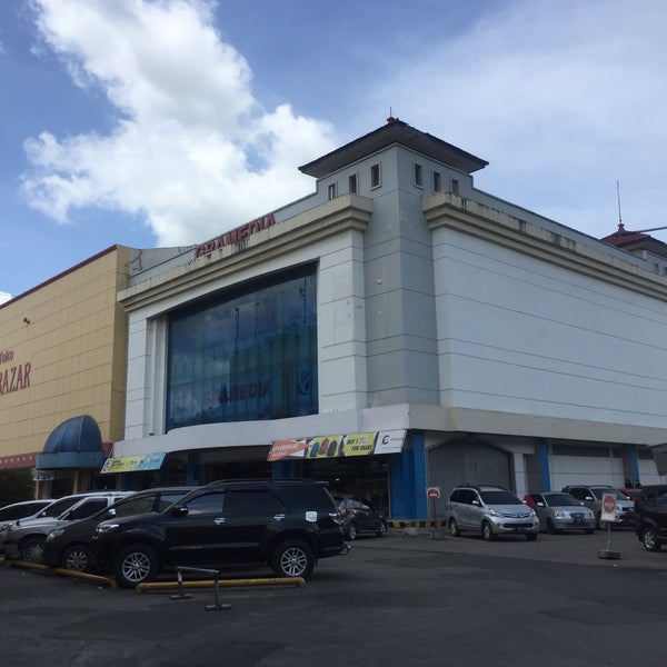 Mal Lembuswana - Shopping Mall