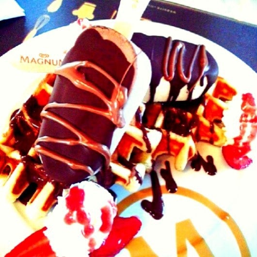 The New Magnum Café (Now Closed) - Jakarta Pusat, Jakarta