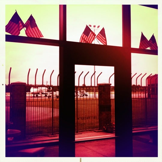 Coastal Carolina Regional Airport (EWN) - New Bern, NC