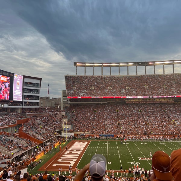 Photos at Touchdown Club - North End Zone - University of Texas-Austin ...