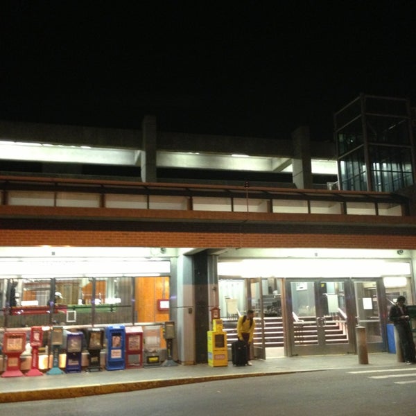 MBTA Malden Center Station - Metro Station in Malden